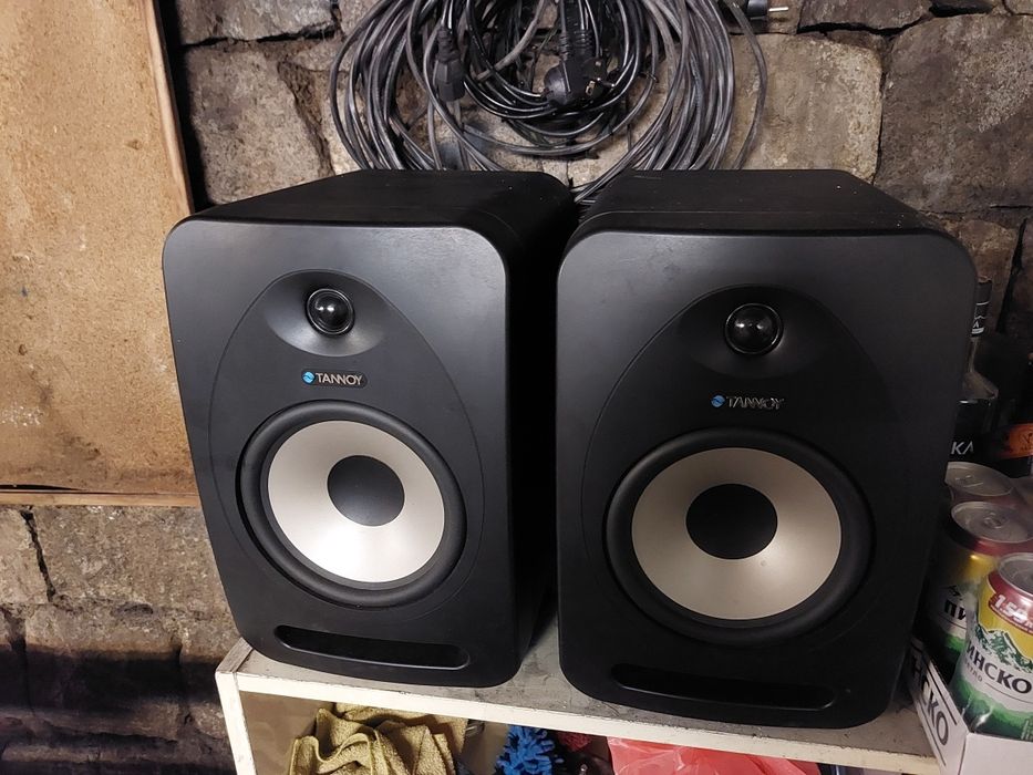 Tannoy reveal 802 с. Владая • OLX.bg