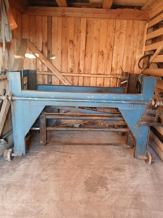 Gater/banzic cu o panza orizontala Toplita • OLX.ro