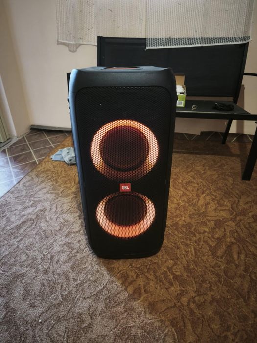 Jbl partybox 310 гр. Свищов • OLX.bg