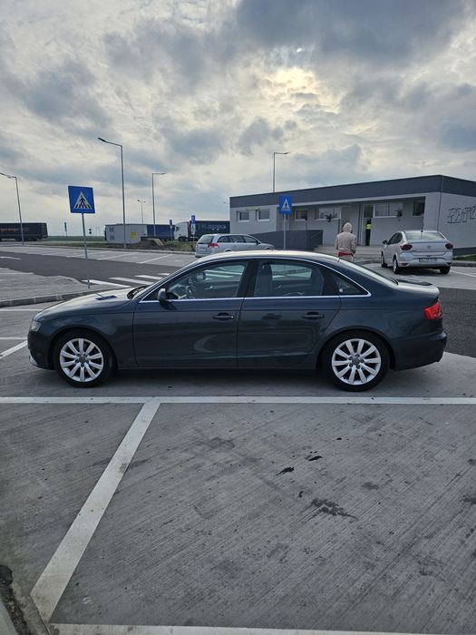 De Vânzare Audi A4 b8 Bals • OLX.ro