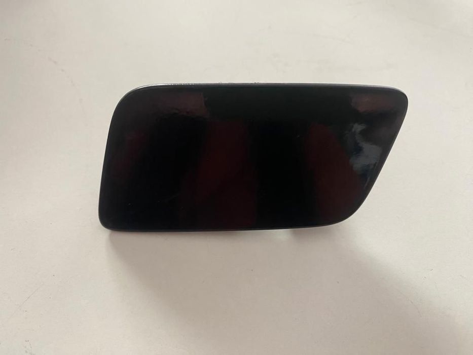 Capac spalator far fata stanga Volvo XC60 2017-2023 31425166 Baia • OLX.ro