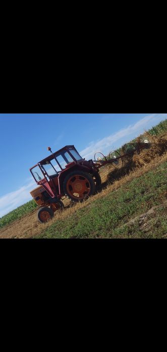 Vand tractor u445L + utilaje ! Sanpetru Mare • OLX.ro