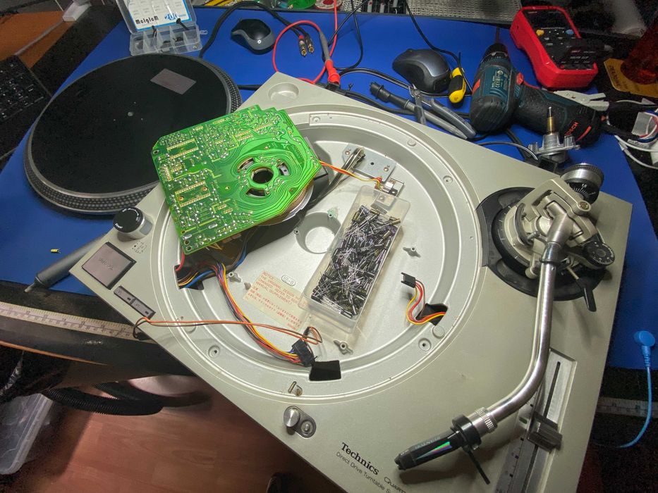 Reparatii audio Timisoara service electronice vintage amplificator ...