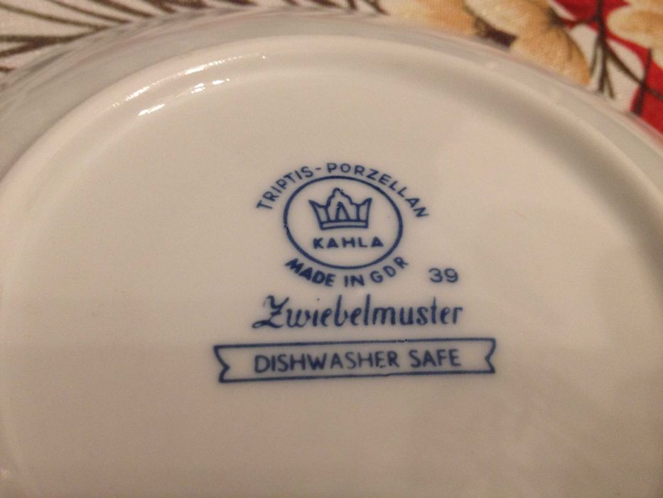 Zwiebelmuster, KAHLA, GDR Сервиз за хранене и кафе за 6 човека 44 ел. гр. София Младост 2 • OLX.bg