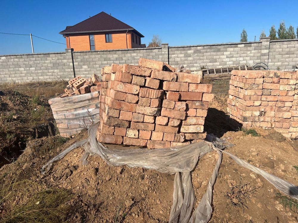 Продам керамический полуторный кирпич, плиты перекрытия: 135 тг ...