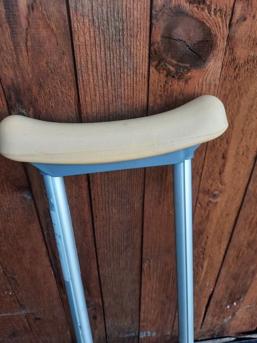 Алуминиеви Патерици с. Герман • OLX.bg