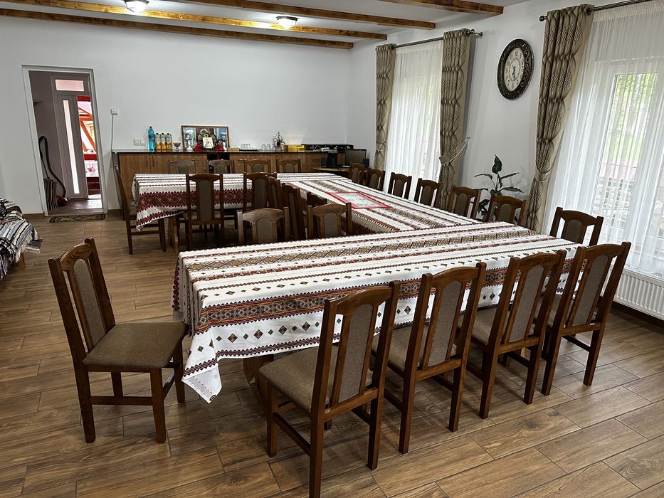 Scaune și mese din lemn (producător) Targu Neamt • OLX.ro