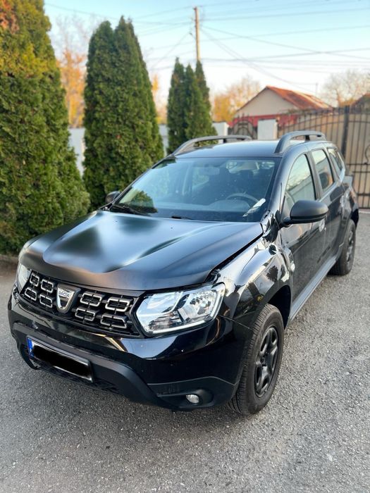 Dacia Duster diesel 4x4 avariat AVARIATE Ploiesti • OLX.ro