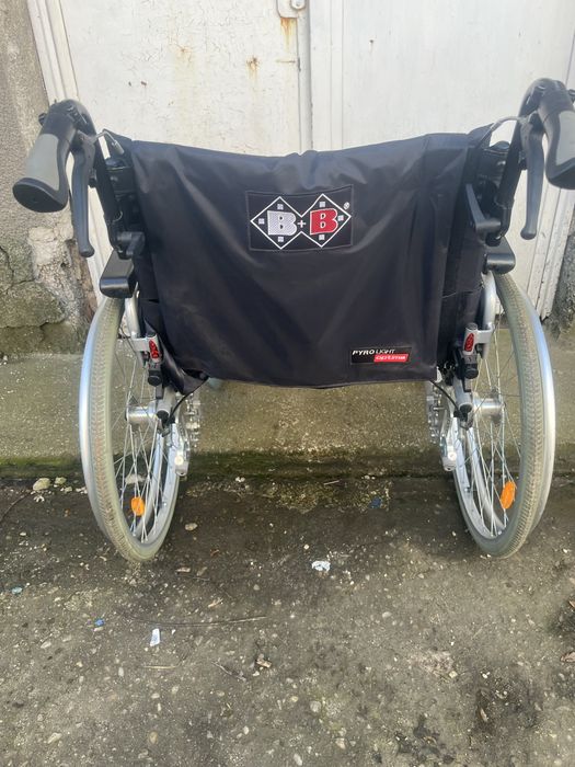 Carucior handicap ( dizabilitati ) Pyro Light Optima XL Runcu • OLX.ro
