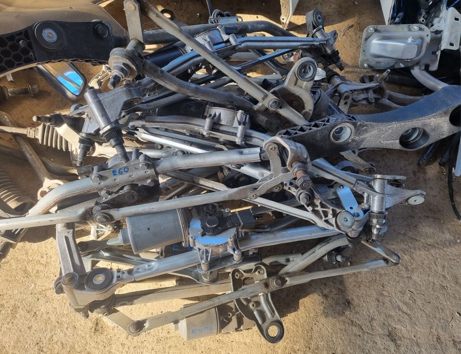 Моторче за чистачки бмв bmw e60 e90 e91 e87 e46 e92 e61 f30 f10 бмв гр. Ловеч Широк център • OLX.bg