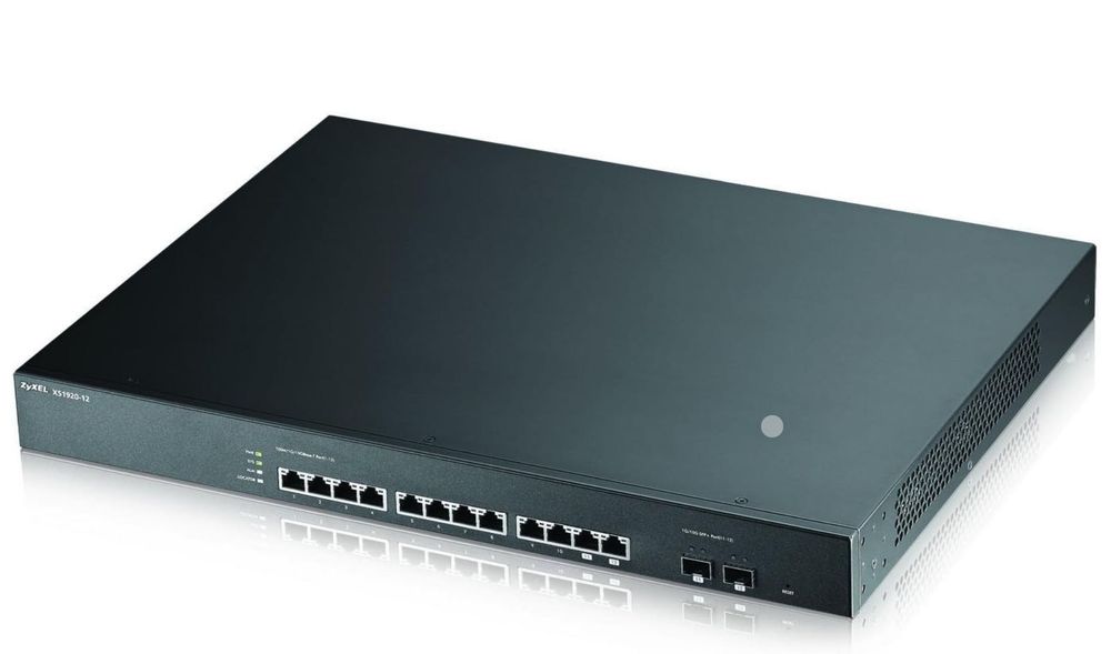 Zyxel 10 Port 1000/10G-BASE-T Smart Managed Switch PlusCombo SFP+/RJ45 ...