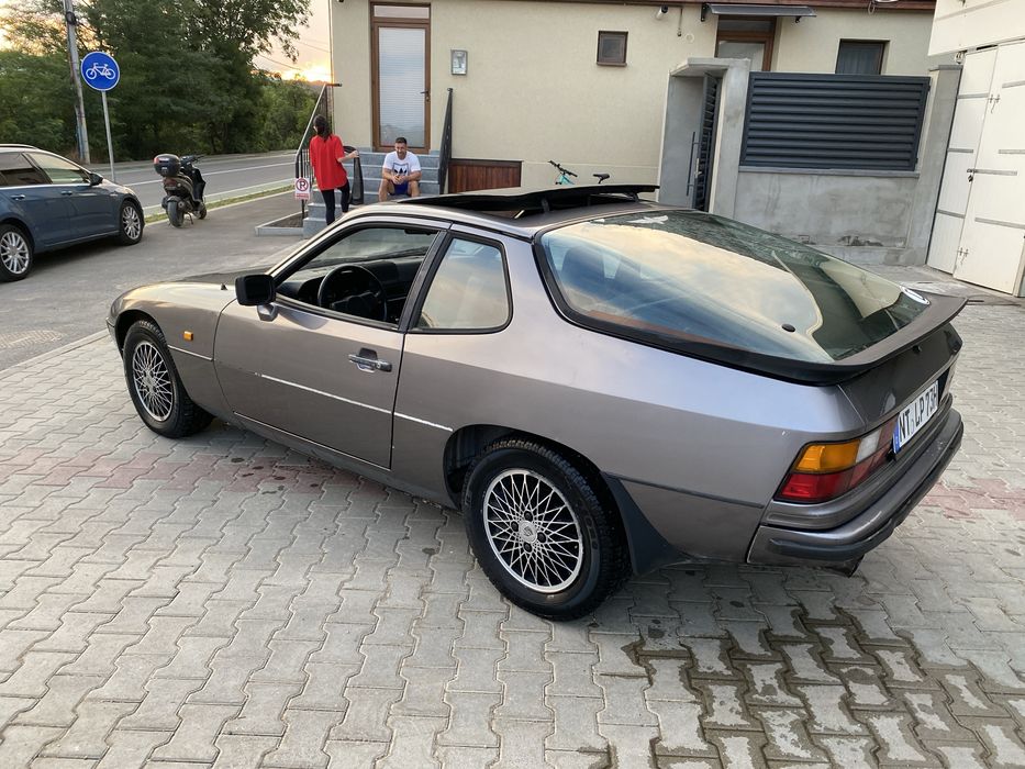 Porsche 924/ 2.0i/ 125 cp/ istoric/retro Aiud • OLX.ro