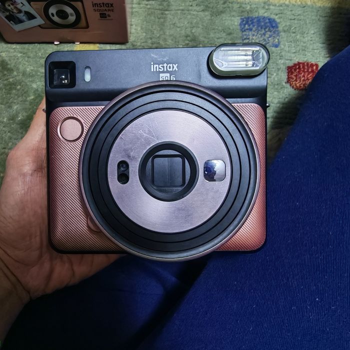 Aparat foto Instax SQ6 Fagaras • OLX.ro