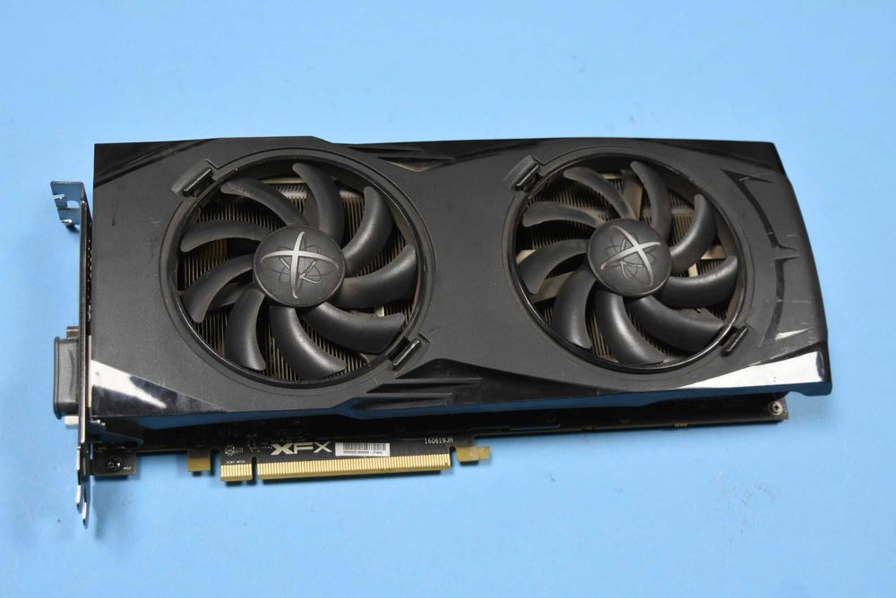 Видео карта XFX Radeon RX 480 GTR 8GB - сменена паста и нов Bios гр ...