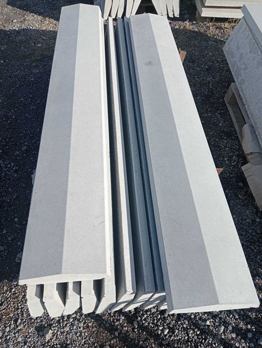 Capace de gard din beton coama gard ,stalp beton Brasov • OLX.ro