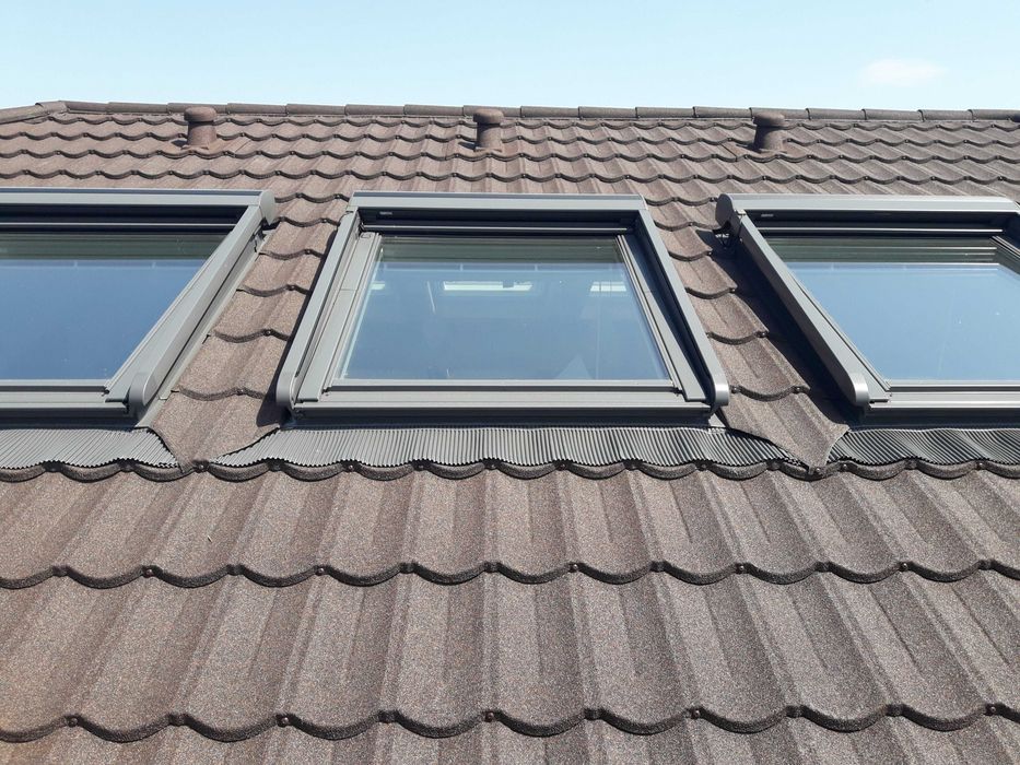 Ferestre de mansardă VELUX/Ferestre pentru acoperiș terasă/Tuneluri So ...
