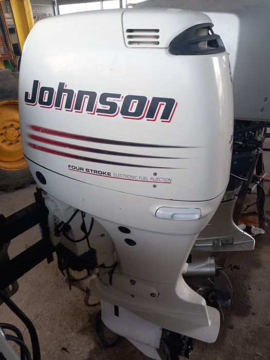 Johnson/Suzuki DF 115 cp 4 timpi Basarabi • OLX.ro