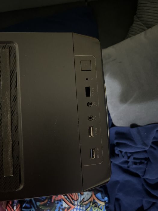 Unitate centrala PC + componente Sibiu • OLX.ro