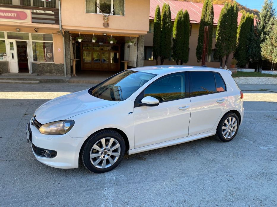 Vw golf 6 r-line an 2011 motor 1,6 tdi euro 5 Campulung • OLX.ro