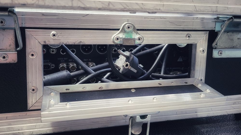 Sony MCS-8M HD/SD Video Switcher 8 Channel Audio/Video Mixer Brasov ...