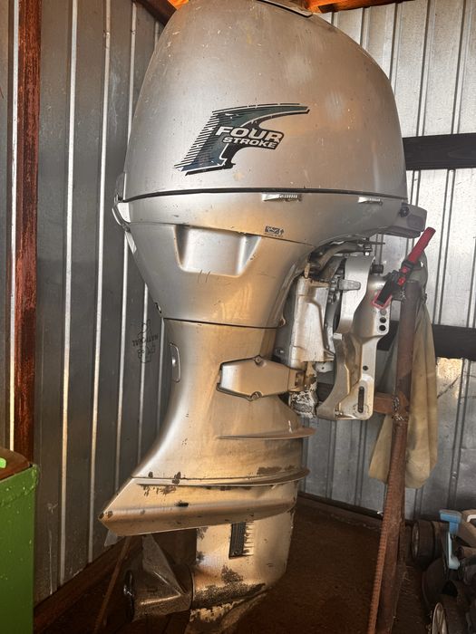 Motor Barca Honda BF40 Targoviste • OLX.ro