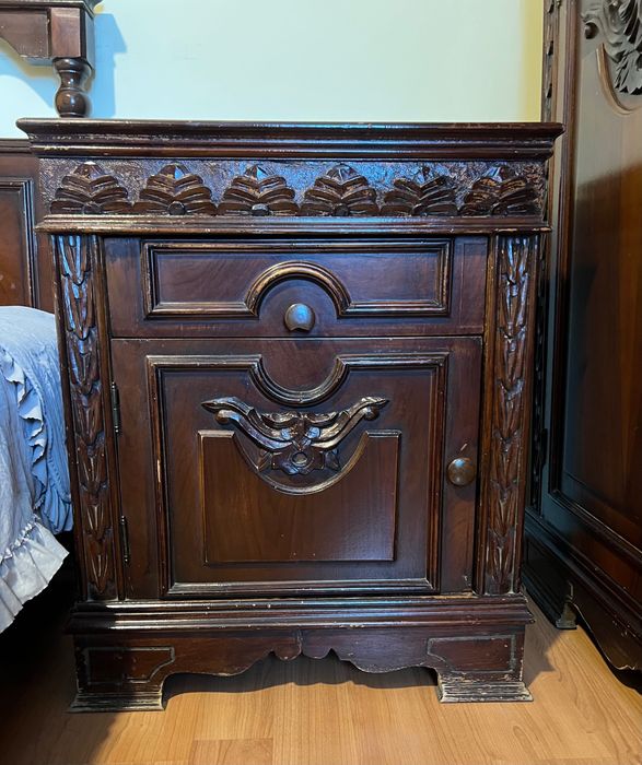 Set Mobilier Dormitor Lemn Masiv stil Baroc Constanta • OLX.ro