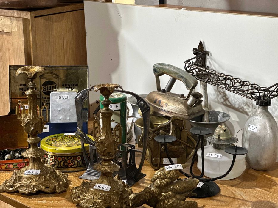 Obiecte decorative din alama si lemn; Decoratiuni vintage Bucuresti ...