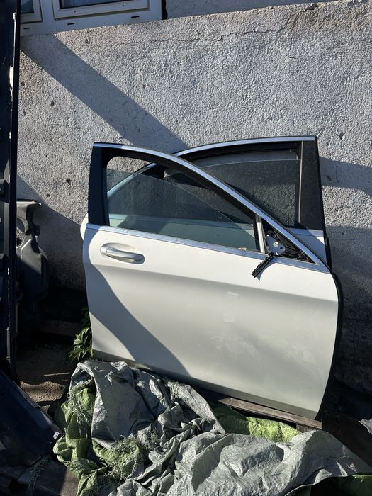 Mercedes W-222 десни врати S-клас гр. Панагюрище • OLX.bg