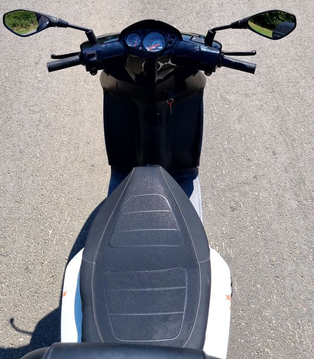 PIAGGIO TYPHOON 125 CC 4T - se conduce cu categoria A1 și B - anul 20 Nicolae Balcescu • OLX.ro