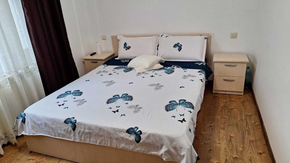 Apartament 3 camere Slobozia • OLX.ro