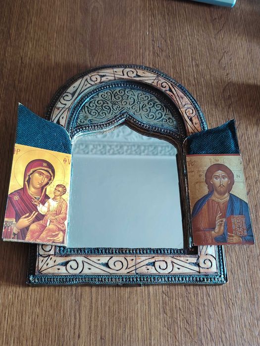 Oglinda cu iconite,pentru rugaciune, lucrata manual os,ag,alama,lemn ...