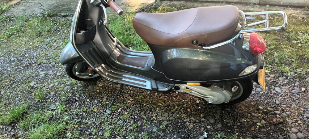 Piaggio Vespa 49cc 2timpi 5200km 2009 Targu-Mures • OLX.ro