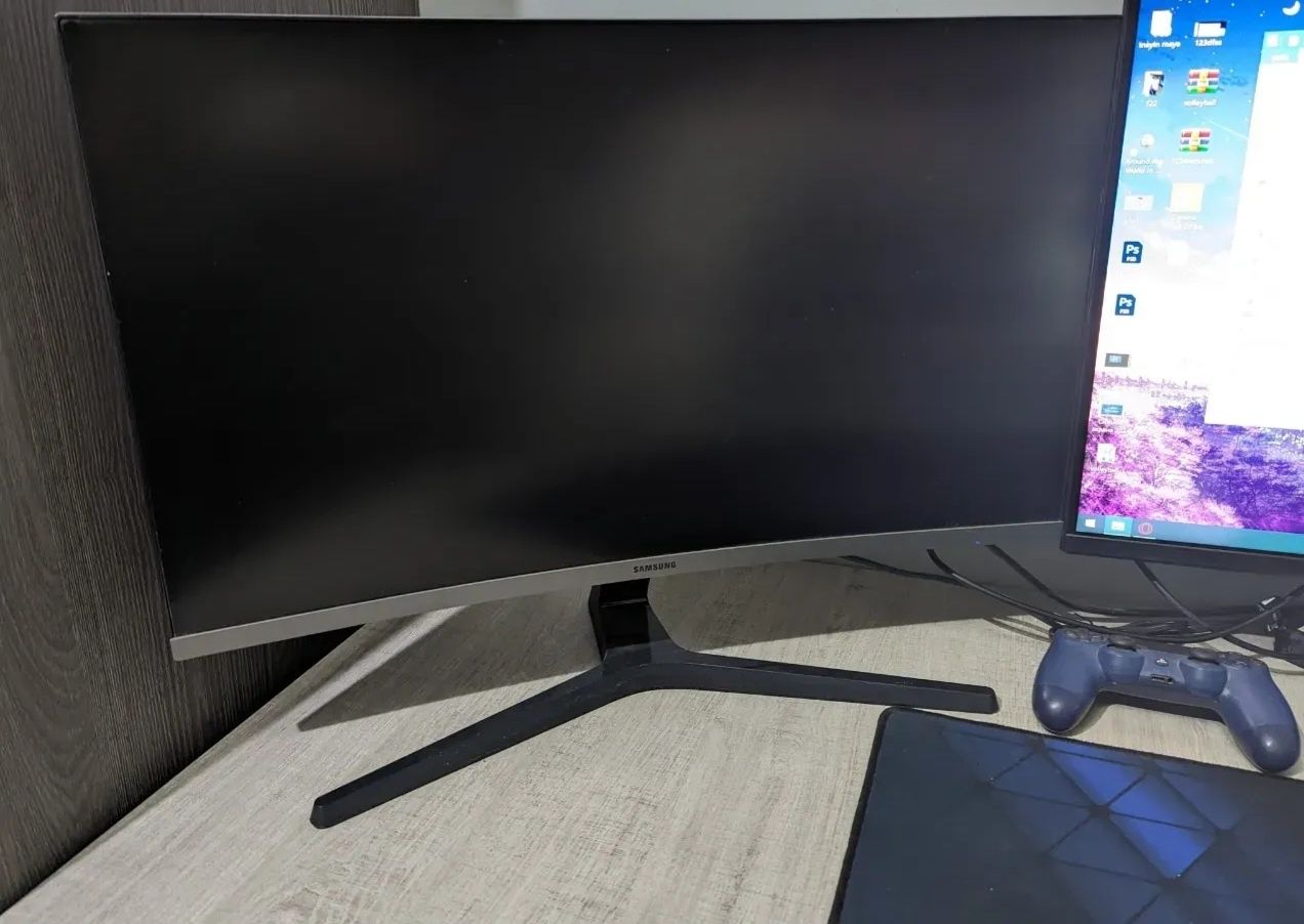 Изогнутый монитор Samsung 27" C27R50 - Мониторы Алматы на Olx
