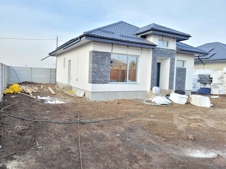 Ansamblu 21 CASE , Panouri FOTOVOLTAICE, Incalzire PARDOSEALA, TVA 5% ...