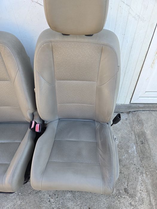 Scaune din piele crem cu reglaj electric sofer Renault Megane 3 ...