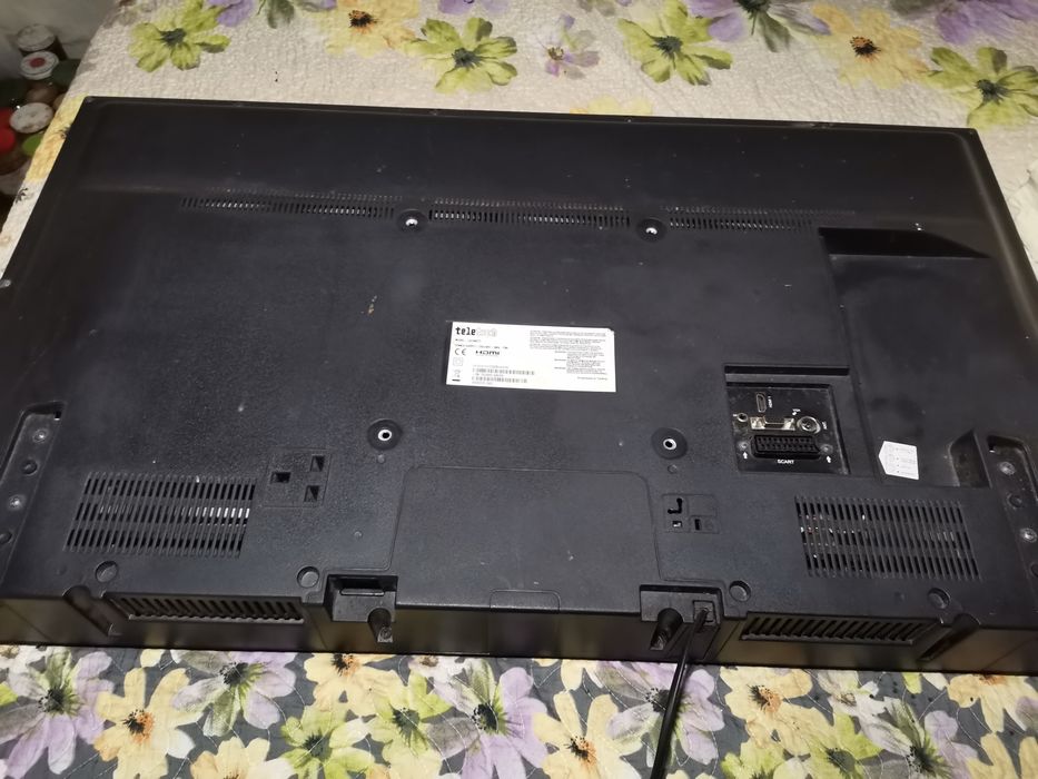 Televizor HD 108 cm Finta • OLX.ro