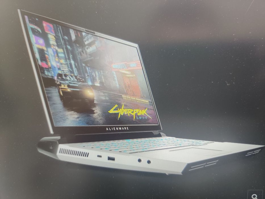 Laptop gaming Alienware 17.3" Area 51m R2 rez 3840x2160 Bucuresti ...