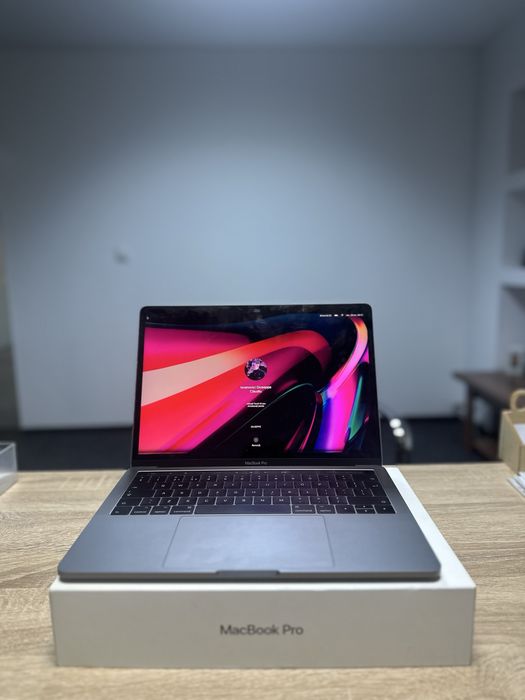 MacBook Pro 13″ Touch Bar 2017 Timisoara • OLX.ro
