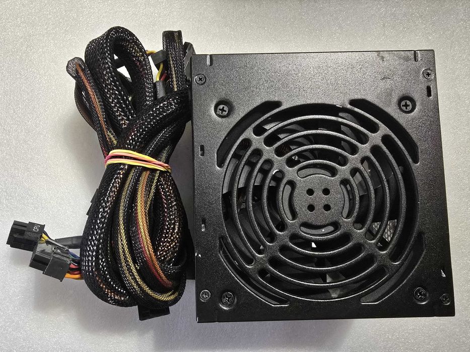 Sursa PC Corsair VS650, 650W, PFC Activ. 120mm, 6+2 pin PCI-E Bucuresti ...