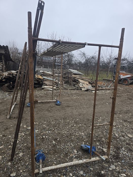 Schela metalica cu roti Marga • OLX.ro