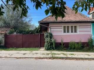 Casa+Curte+Gradina in Com Parau, Jud Brasov Parau • OLX.ro