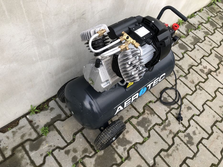 Compresor Aer AEROTEC AERO 400/50 VDC Fabricatie 2021 Medias • OLX.ro