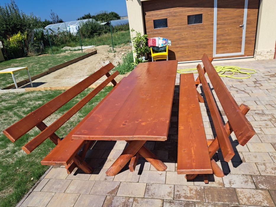 Masa gradina lemn Lazaret • OLX.ro