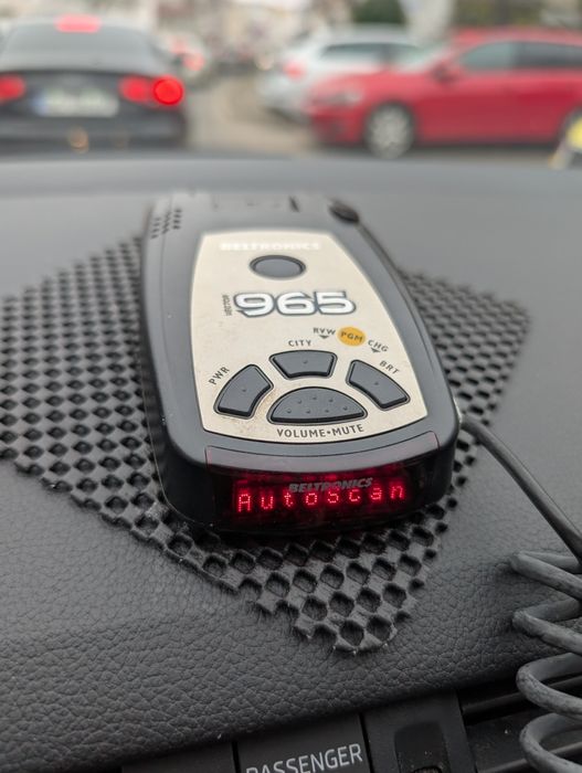 Detector radar/laser Beltronics Vector 965 Magura • OLX.ro