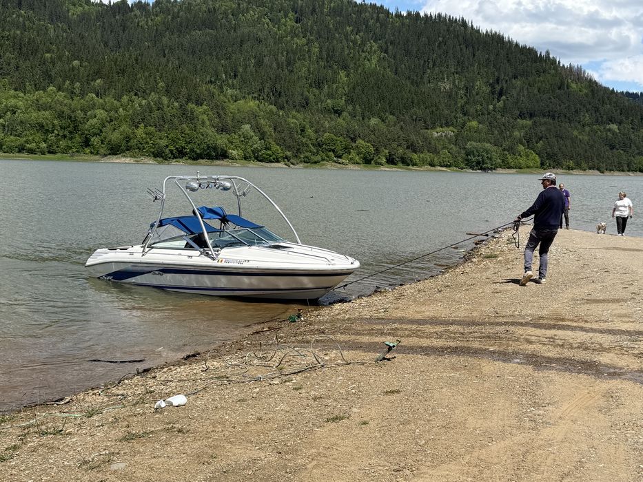 Sea Ray 200 cuddy cabin Unirea • OLX.ro