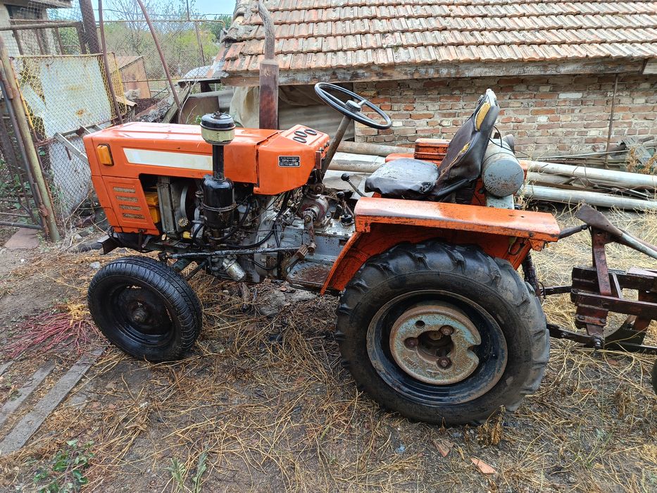 Трактор DFH 180. с. Зимница • OLX.bg