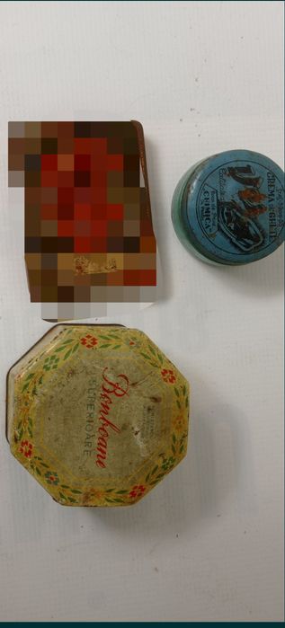 Cutii vintage,vechi Bucuresti Sectorul 4 • OLX.ro