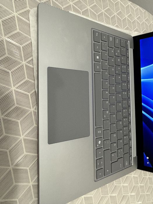Microsoft surface 6 touchscreen Macesti • OLX.ro