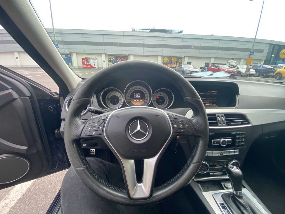 Mercedes C250 4Matic Facelift Bucuresti Sectorul 1 • OLX.ro