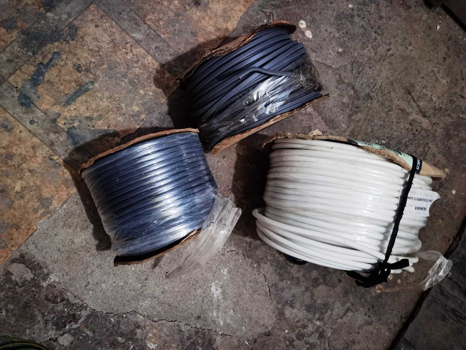 Cablu 4x4,3x1,5x1,3x2,5,3x6,fy1, 5,4,6mm cupru pamblica Deva • OLX.ro